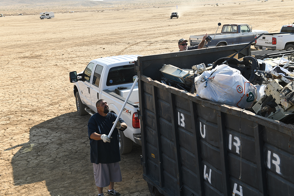 Community - Desert Cleanse One Parcel of Land at a Time